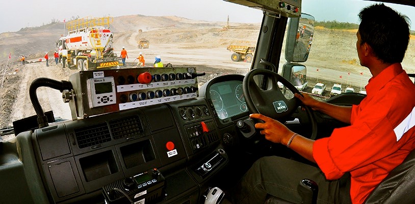 SIM B2 untuk Pengendara Apa dan Siapa Saja yang Wajib Memilikinya ...