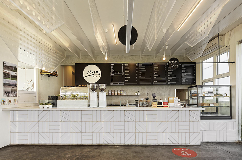 Kopi Kekinian: Stuja Coffee Foto, Menu, Harga, Lokasi, dan Keunikannya ...