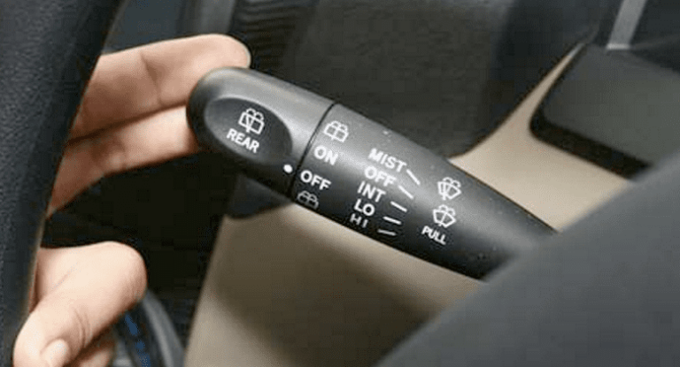 Berbagai Tips dan Cara Mematikan Wiper Mobil | Blog Get & Ride