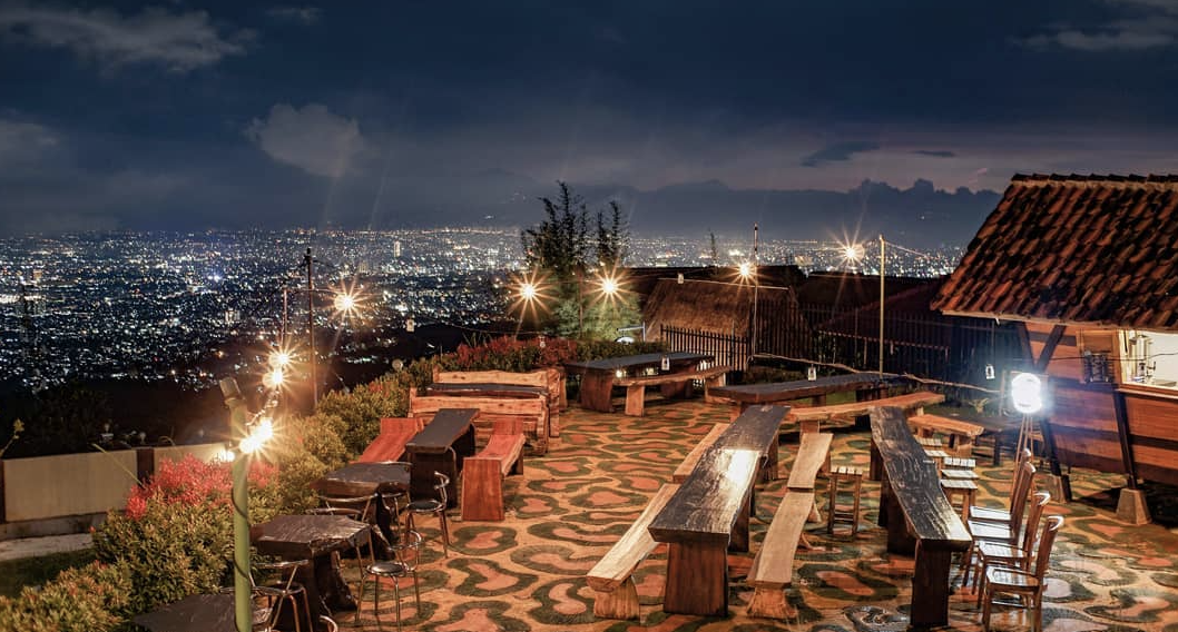 Lokasi, Daya Tarik, dan Harga Tiket Masuk Cartil Bandung | Blog Get & Ride